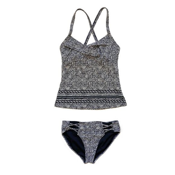 Athleta | Swim | Athleta Geometric Print Ruched Crossover Tankini Top ...